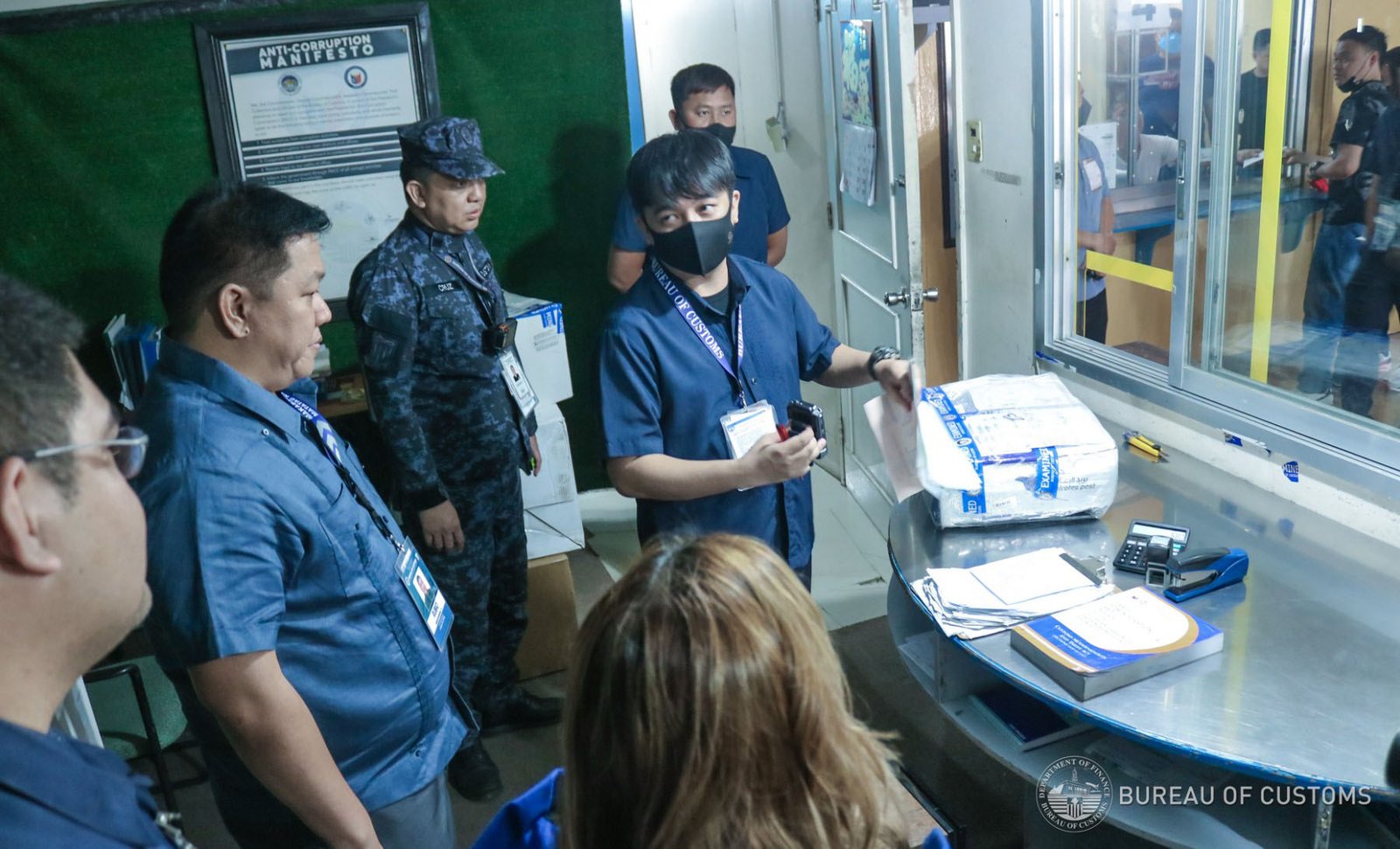 Customs Commissioner conducts Port Inspections in NAIA and Subic